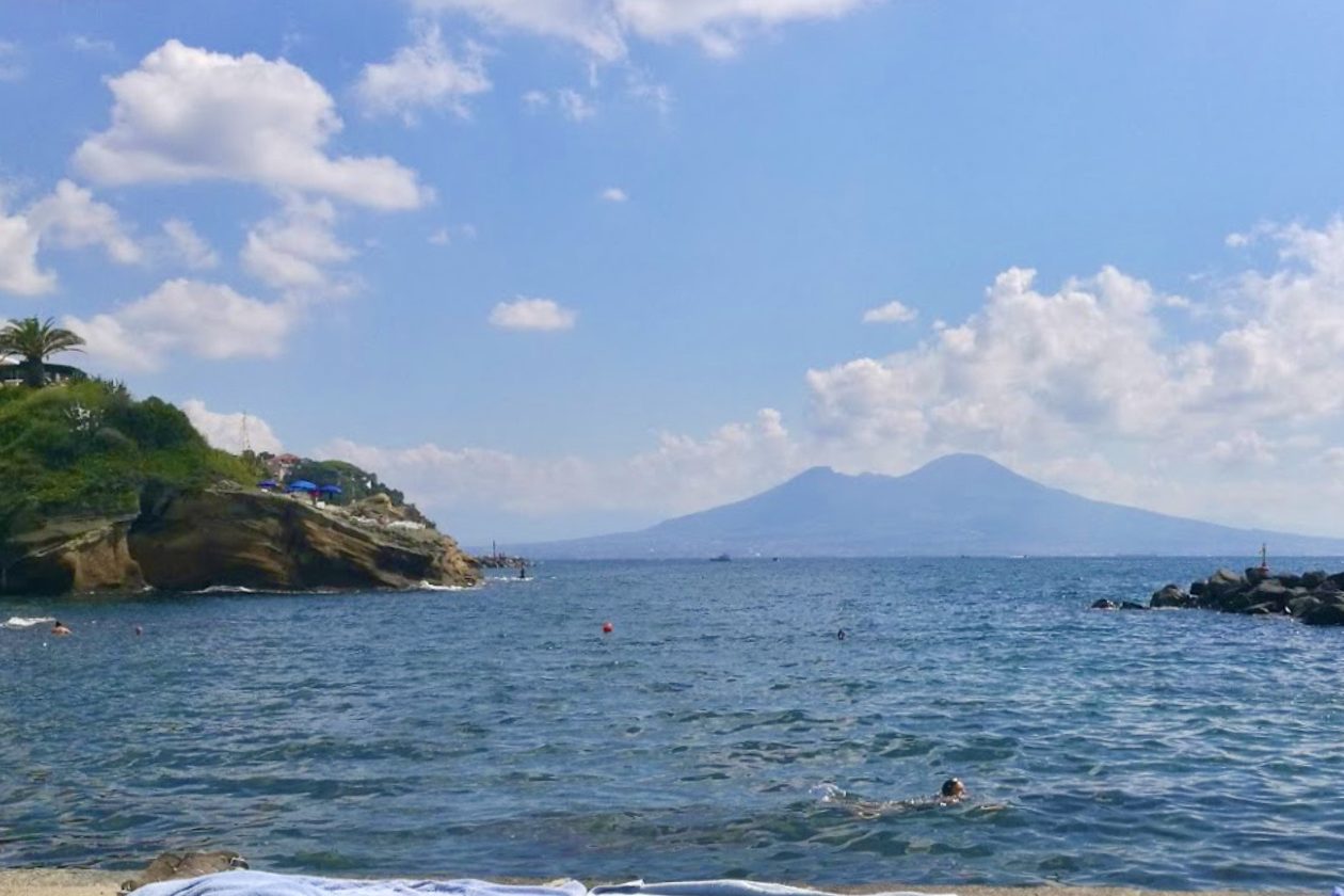 Neapel Entdecken: Top Sehenswürdigkeiten & Urlaubstipps 2025