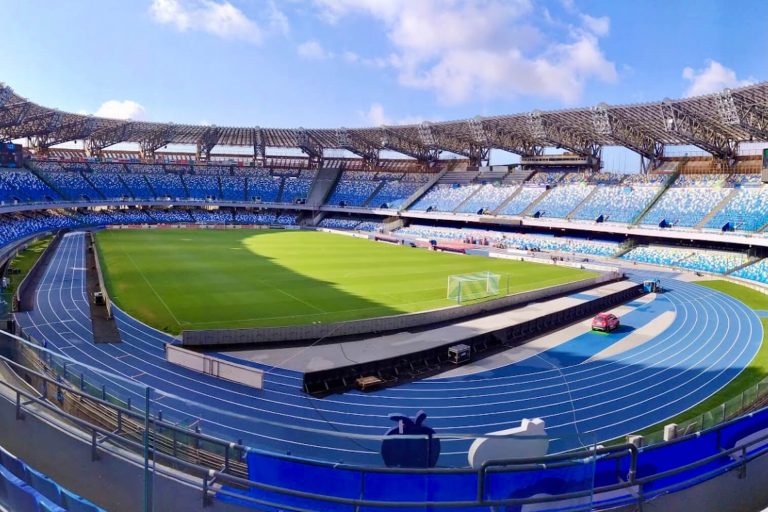 Neapel Entdecken: Top Sehenswürdigkeiten & Urlaubstipps 2025